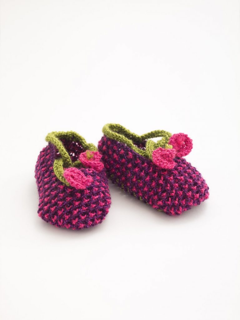 25 Free Baby Knitted Booties Patterns You Can't Get Enough Of