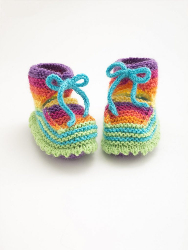 25 Free Baby Knitted Booties Patterns You Can't Get Enough Of